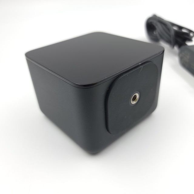 HTC VIVE VR Base Station 1.0 Lighthouse 2PR8100 w/ Mounting Hardware ...