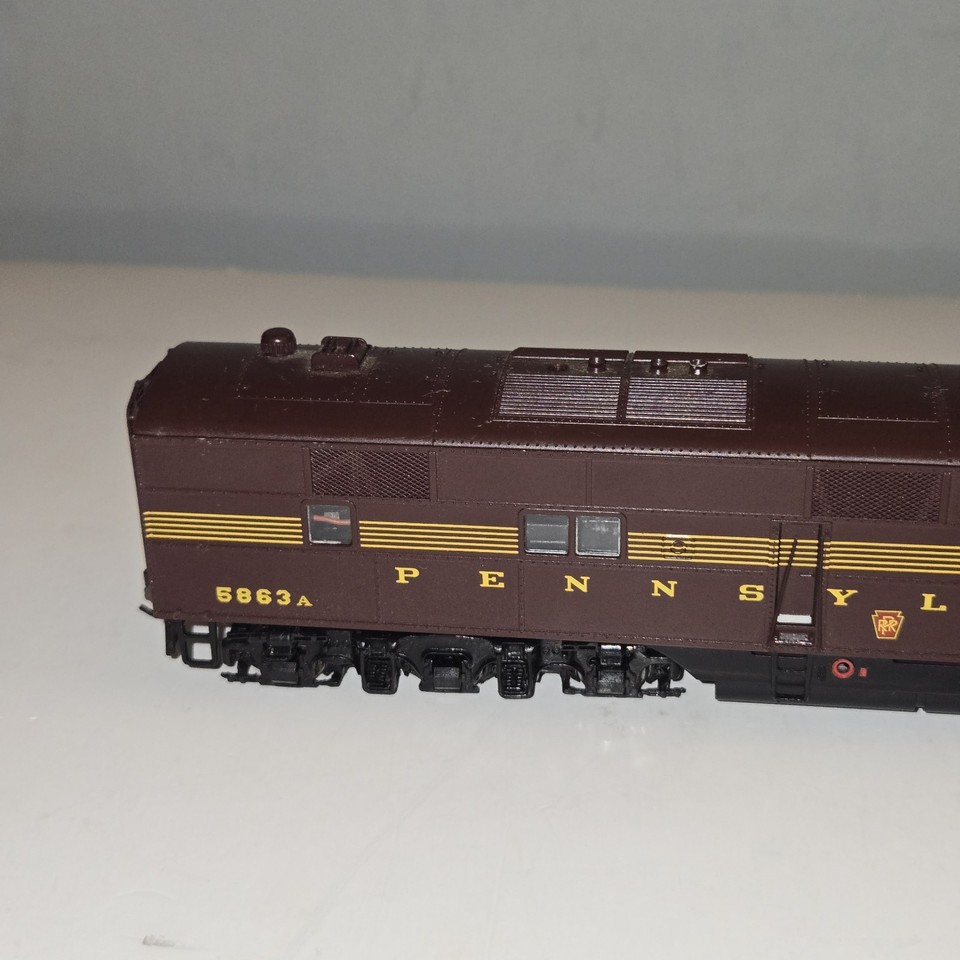 Life-Like HO Proto 2000 E7 Pennsylvania Locomotive PRR #5863A Digitrax ...