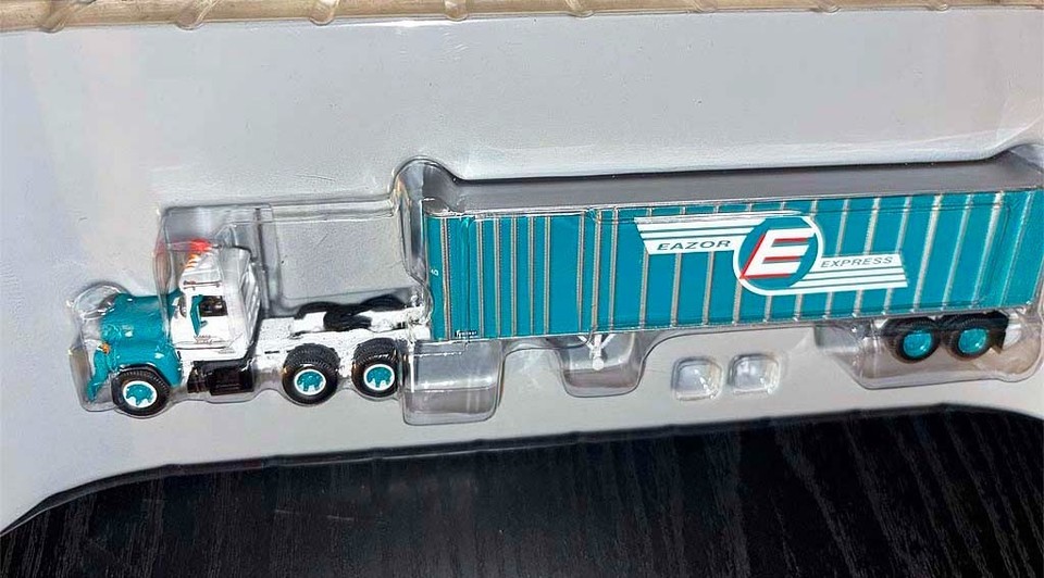 ATHEARN 70990 HO 1/87 MACK R TRUCK w 40' EXTERIOR POST TRAILER EAZOR ...