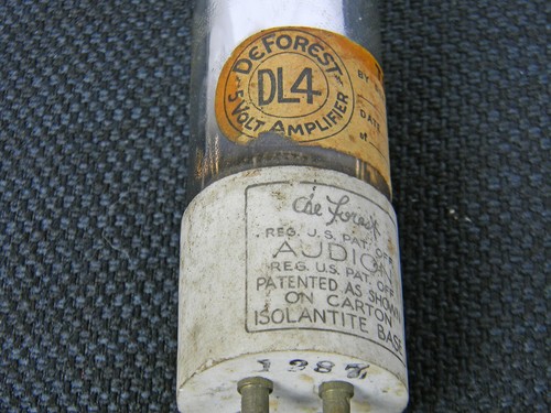 ANTIQUE DEFOREST DL4 AUDION TUBE - EARLY PORCELAIN BASE TIPPED GLASS | eBay