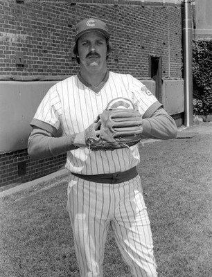 Chicago Dave Roberts Chicago Cubs poses before a MLB game at Wrigl- Old ...