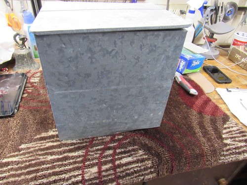 Vintage Twin Pines Dairy TEXAS Milk Metal Box - Front Porch Delivery | eBay