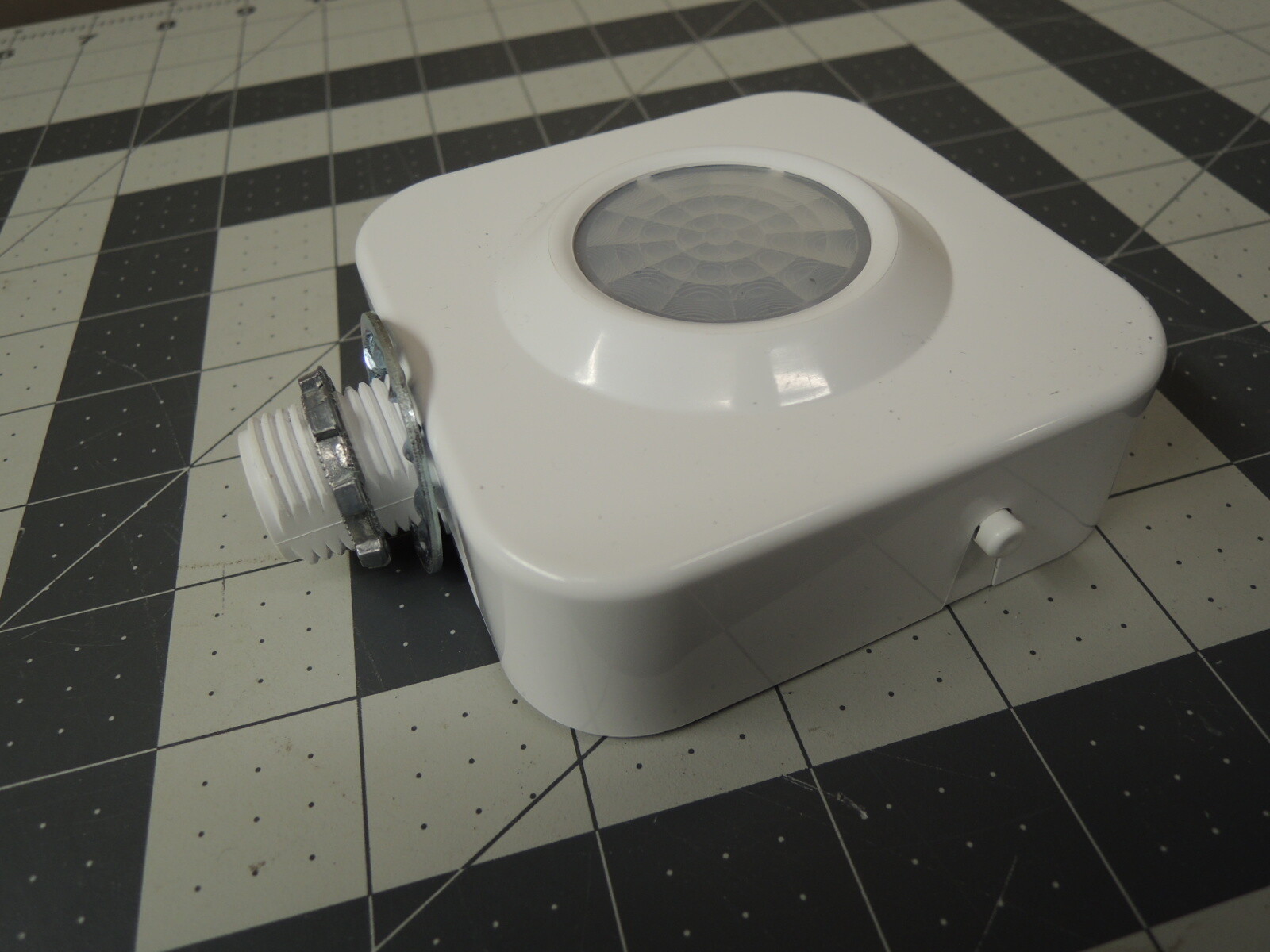 nLight nCMB 6 Knockout Mount Occupancy Sensor for High Mount Fixtures ...