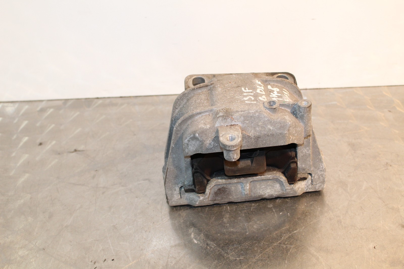 2005 VW GOLF MK5 1.6 FSI O/S DRIVER SIDE ENGINE MOUNT 1K0199262AJ | eBay UK