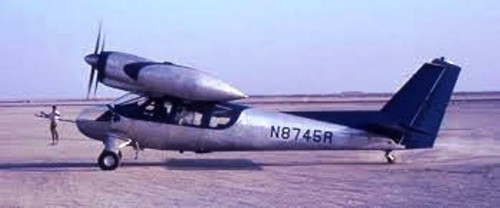 Helio H-500 Twin Courier Airplane Desktop Kiln Wood Model Large Free ...