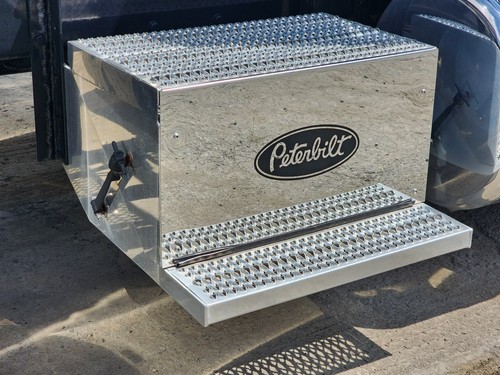 389 Peterbilt Battery Box Front Cover | eBay