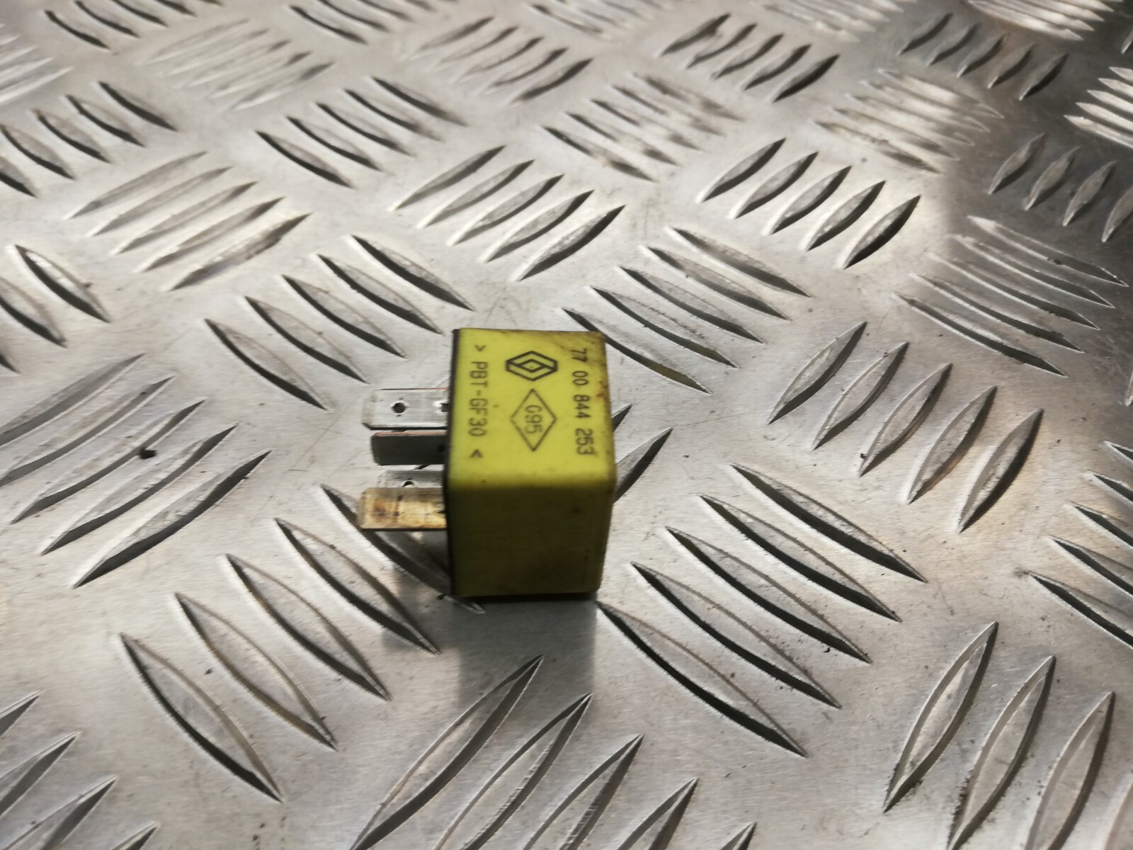 F2 Renault Laguna Megane Clio Scenic Control Unit relay 7700844253 | eBay