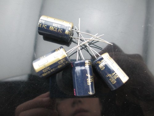 100pcs Panasonic FC 680mfd 35v 680uf 13x20mm audio electrolytic ...