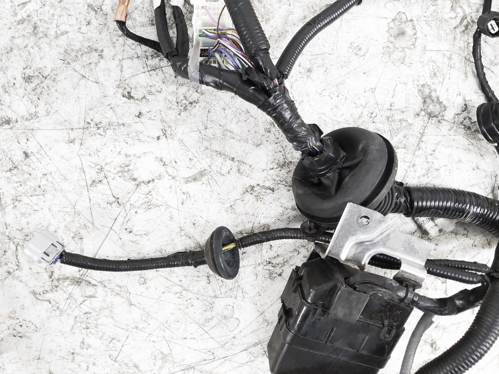 2019-2020 Nissan Altima Front Engine Room Wiring Harness - 24080-6Ca5a ...