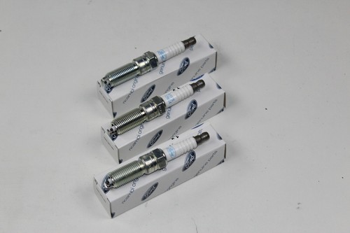 Original Zündkerzen 3 Stück 1,1 Benzinmotor Ford Fiesta ab Bj 5/2017 ...