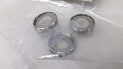 Fujikin UJR-9.52RE-RG-NI-0 Blind Gasket w/ Retainer TEL 028-002447-1 ...
