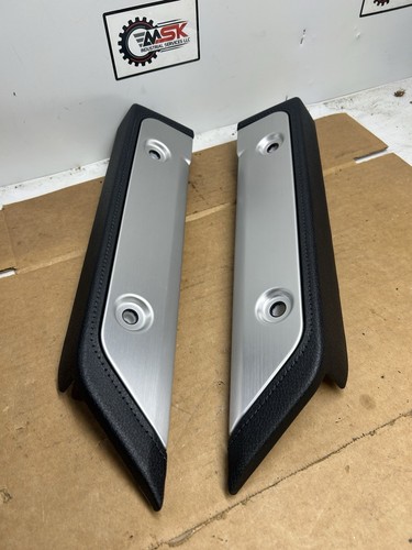 Mack Arm Rest Inserts RH/LH M15730339840 & M1573030068 | eBay