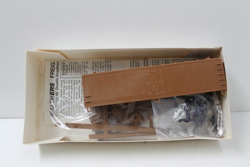 Walthers HO Scale Undecorated 40' Wood Reefer Refrigerator Car Kit 932 ...