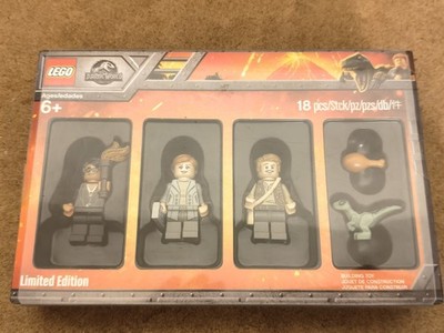 Sealed LEGO Jurassic World: Jurassic World Minifigure Collection ...