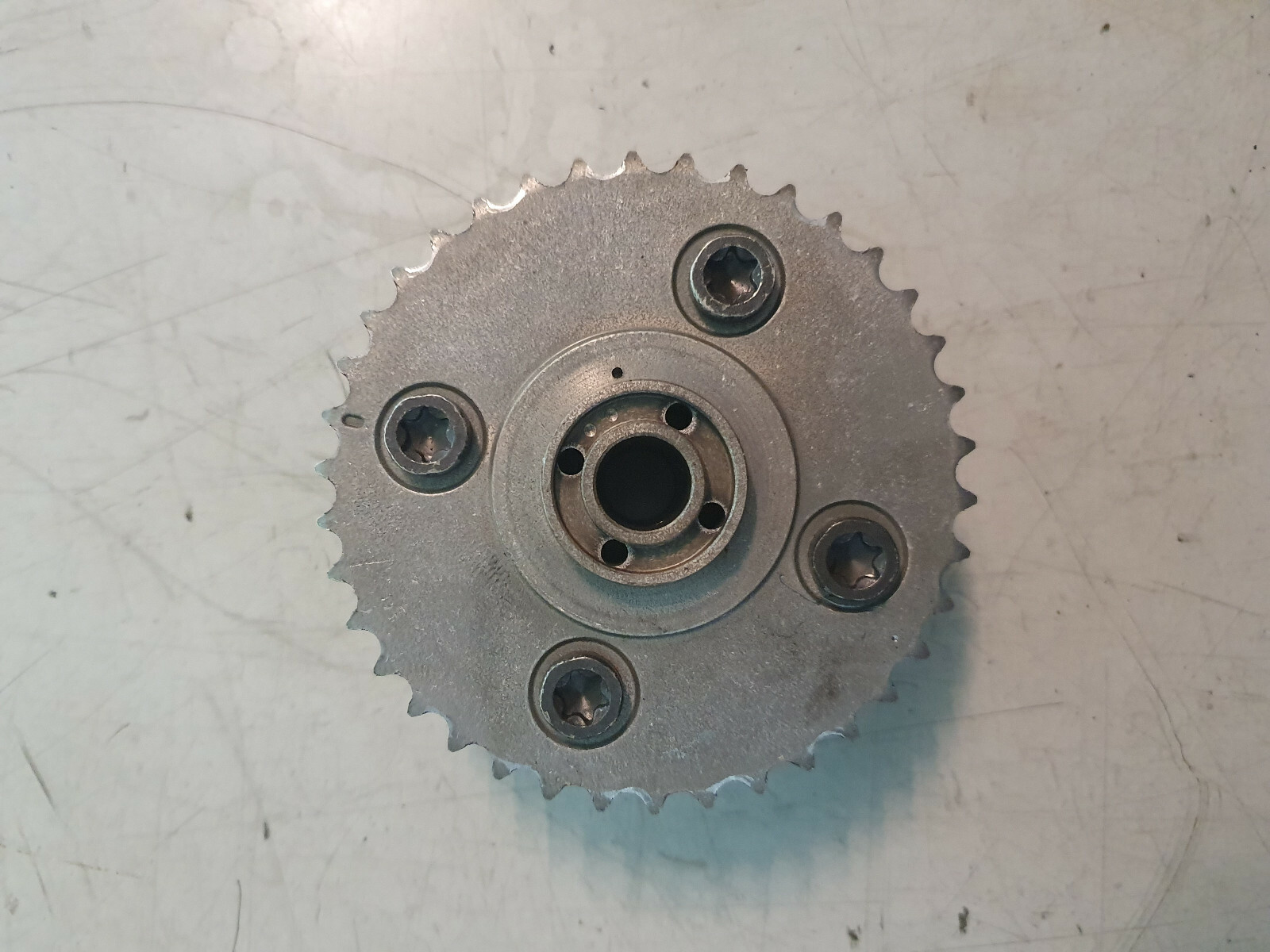 BMW Verstelleinheit 7583207 N51 N52 N55 S55 E60 E63 E70 E81 E85 E87 E90 ...