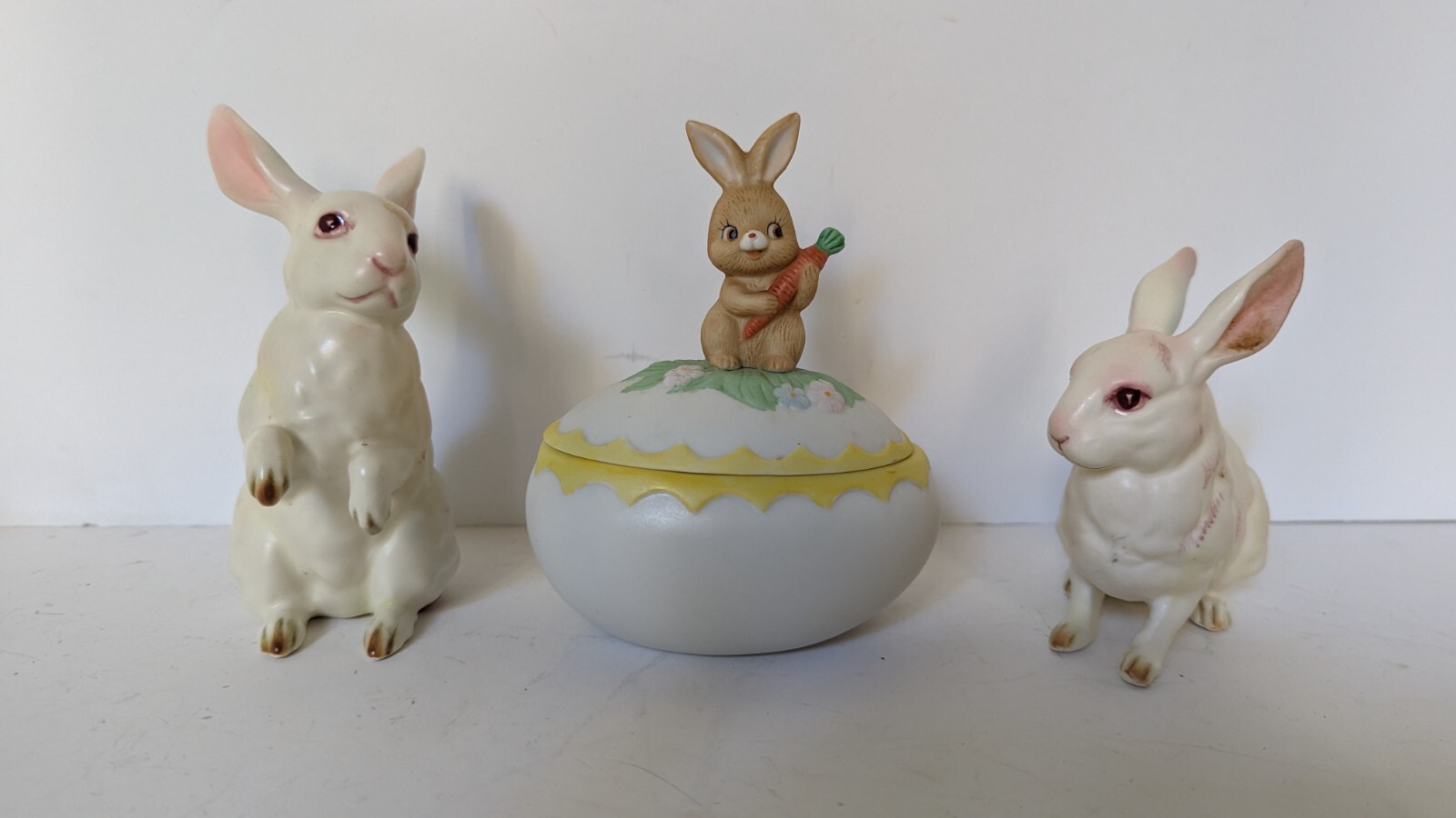Vintage Lefton Rabbits Bunnies Figurines & Egg With Bunny Japan Easter ...