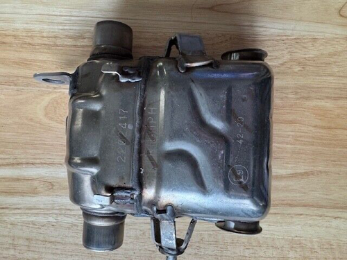 Triumph Motorcycle Bonneville T120 Thruxton 1200 Catalyst Box T2202417 ...