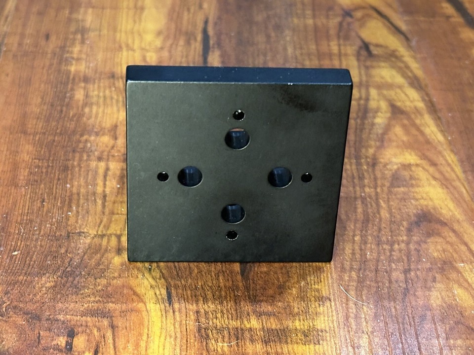 Thorlabs MT402 Right-Angle Bracket for MT Series Translation Stages | eBay