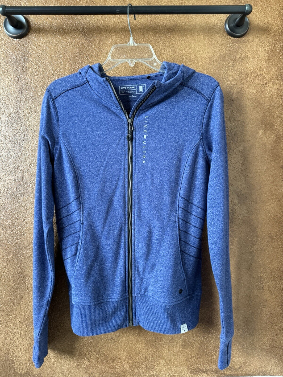 Michelob Ultra Team Ultra Endurance Capsule Collectio… - Gem