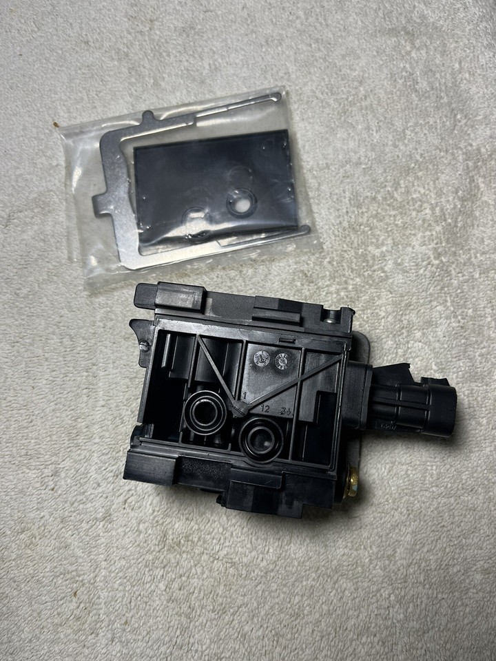 Solenoid Valve Switch Pressure Assembly A12-19779-10 | eBay