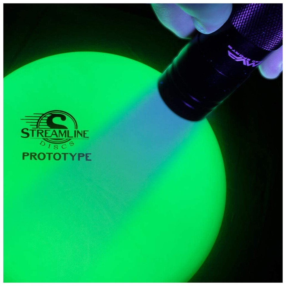 MVP Disc Golf UV Flashlight for Glow in the Dark Discs Night Disc Golf ...