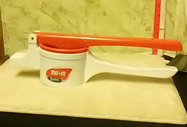 Plastic Potato Ricer, Baby Food Press & Spaetzle Maker Large - Quality ...