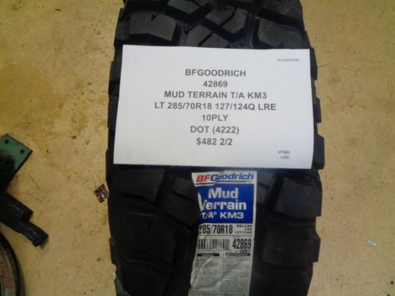 1 BFGOODRICH MUD TERRAIN TA KM3 LT 285 70 18 127/124Q LRE 10PLY 42869 ...
