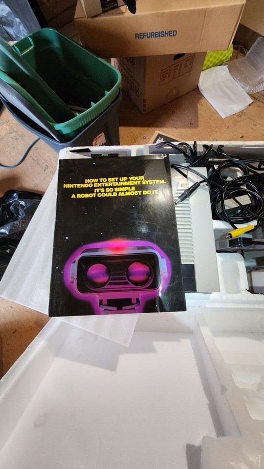 1985 Nintendo NES ORIGINAL BOX Deluxe Set ROB PLAY - TESTED and WORKING ...