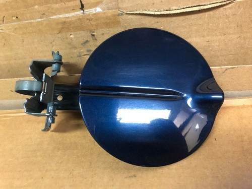 01 CHRYSLER PT CRUISER FUEL DOOR LID. PAINT CODE PB7 | eBay