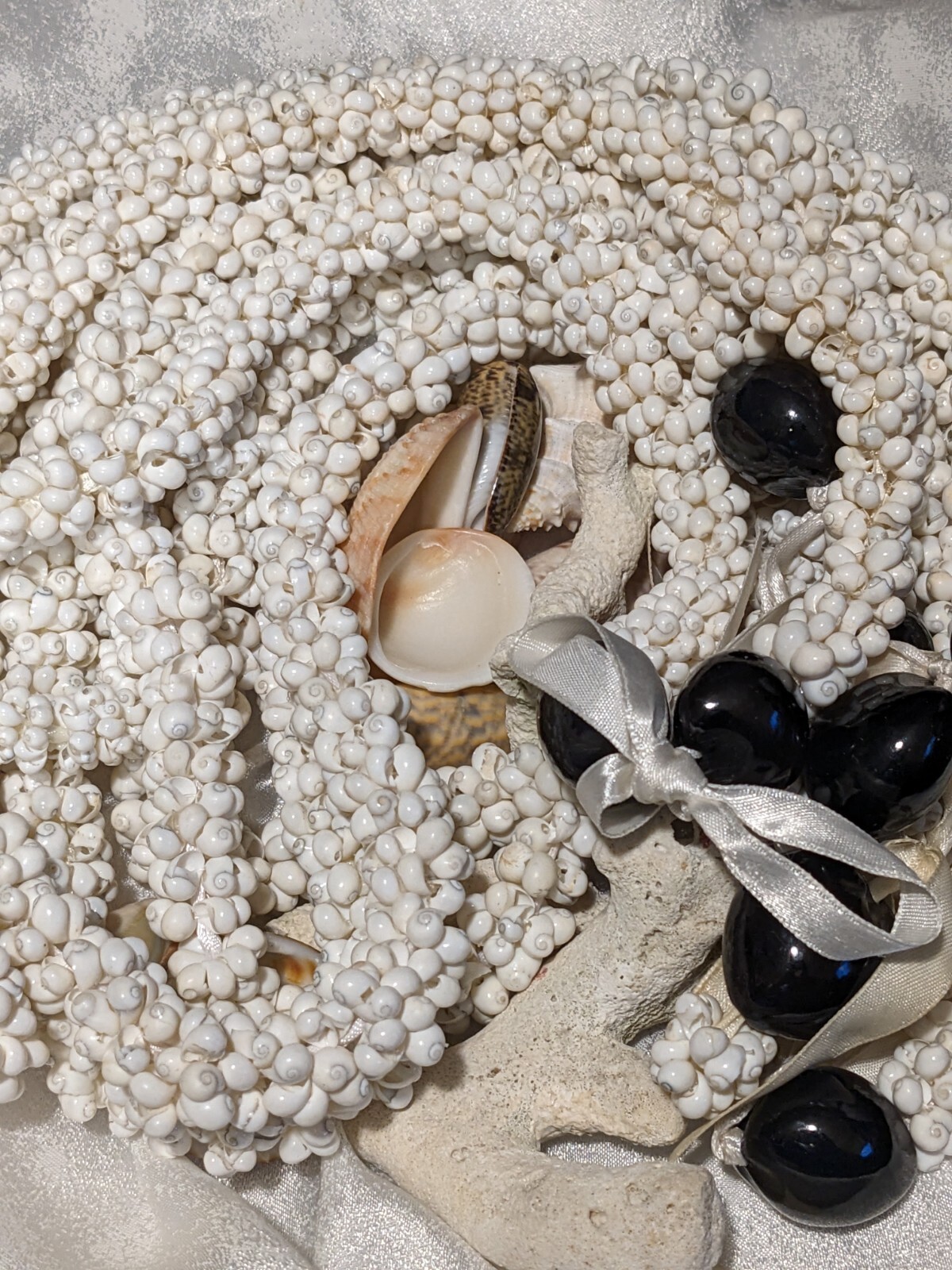 Hawaiian Mongo Shell Kukui Nut Lei Necklaces Lot Of 5 30"+ Mini ...