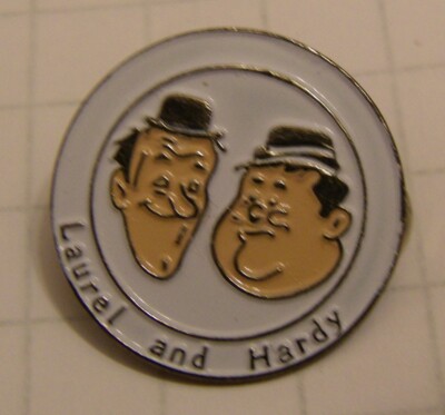 Pins LAUREL AND HARDY TM | eBay