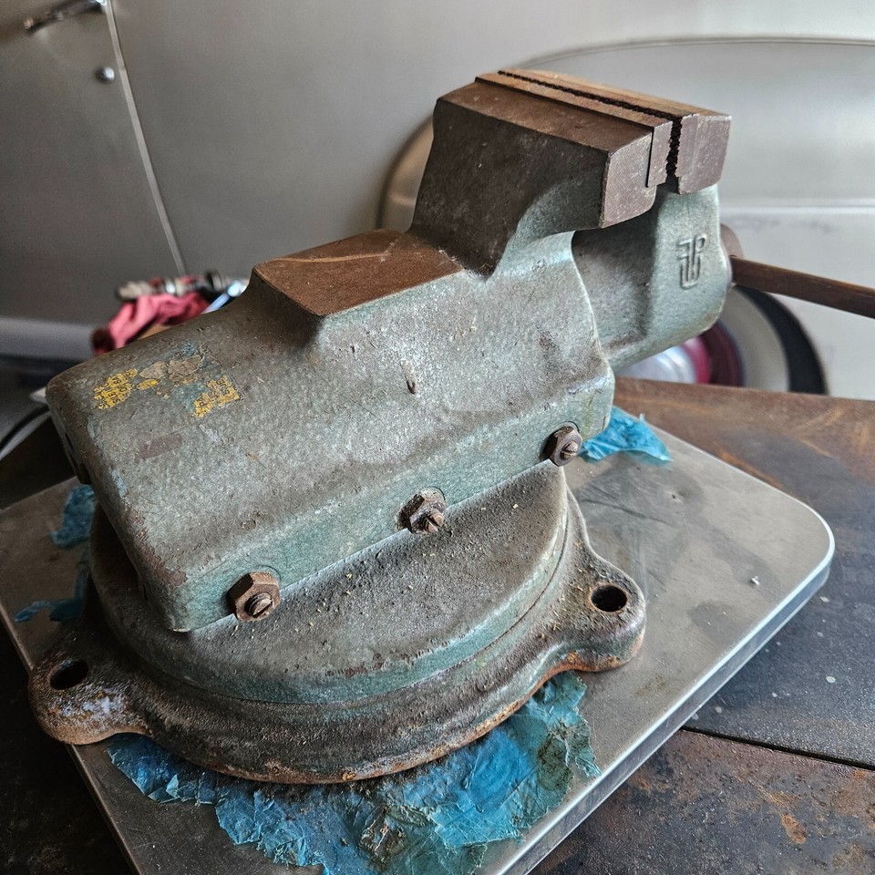 NICE Vintage FPU 4" Rear Sliding Jaw Swivel Bench Vise 74-1 Fowler ...