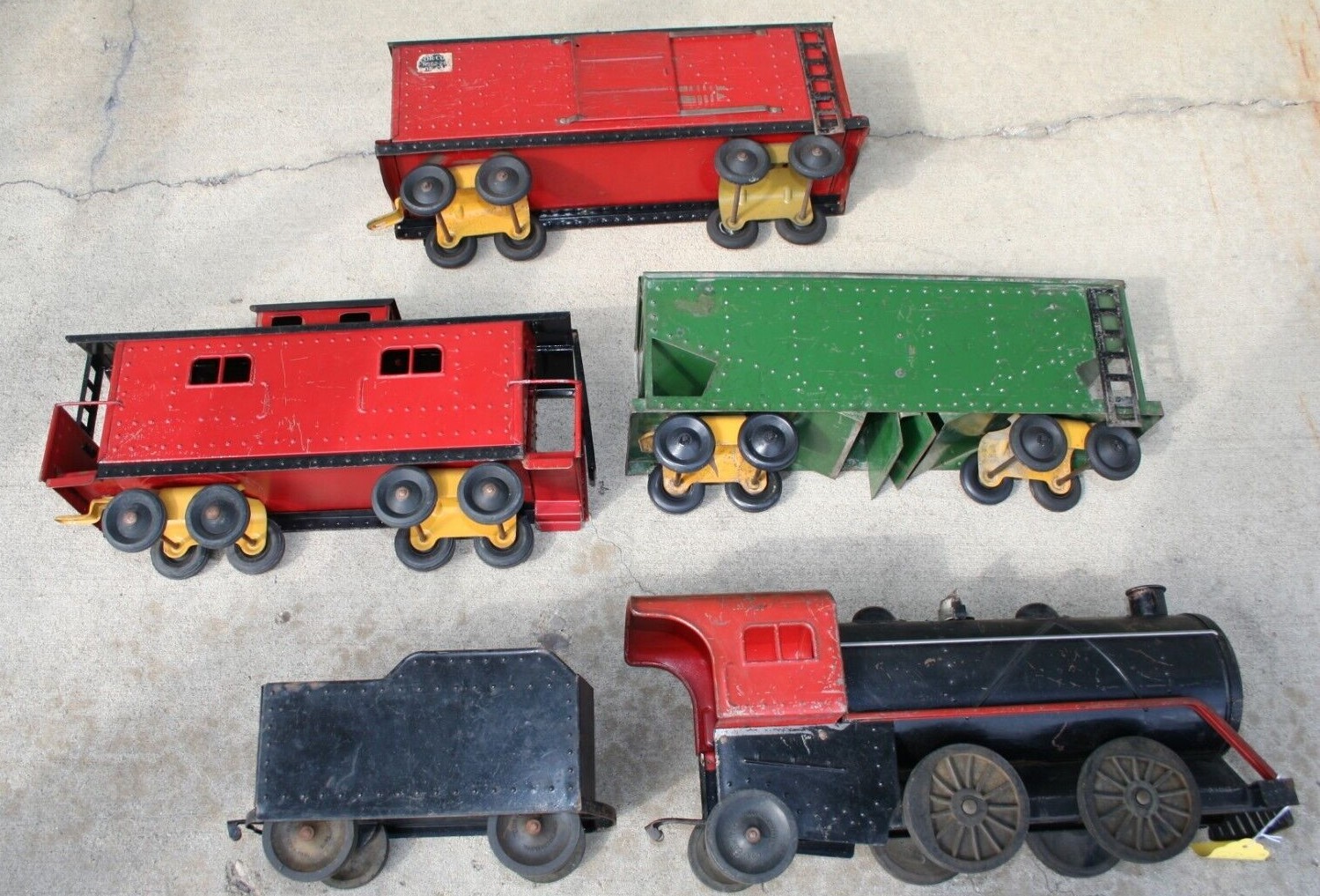 Vintage COR COR Train set 5 Piece Loco Tender Caboose Pressed Steel ...