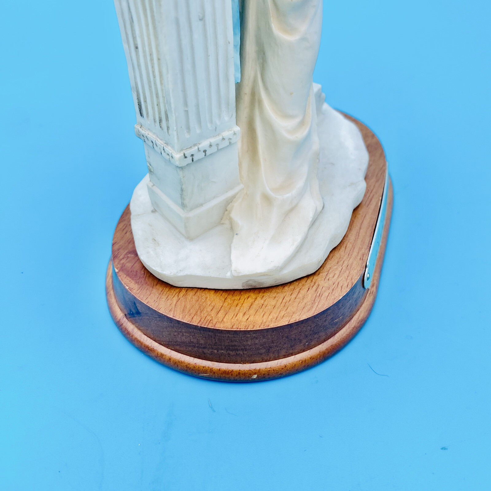 Vintage La Verona Collection Figurine Elegant Lady With Hat And Flowers ...