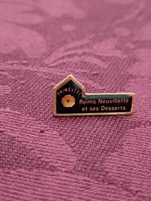 Pin's Pins Pin Enamel 14 Hôtel Restaurant REIMS NEUVILLETTE "PRIMEVÈRE ...