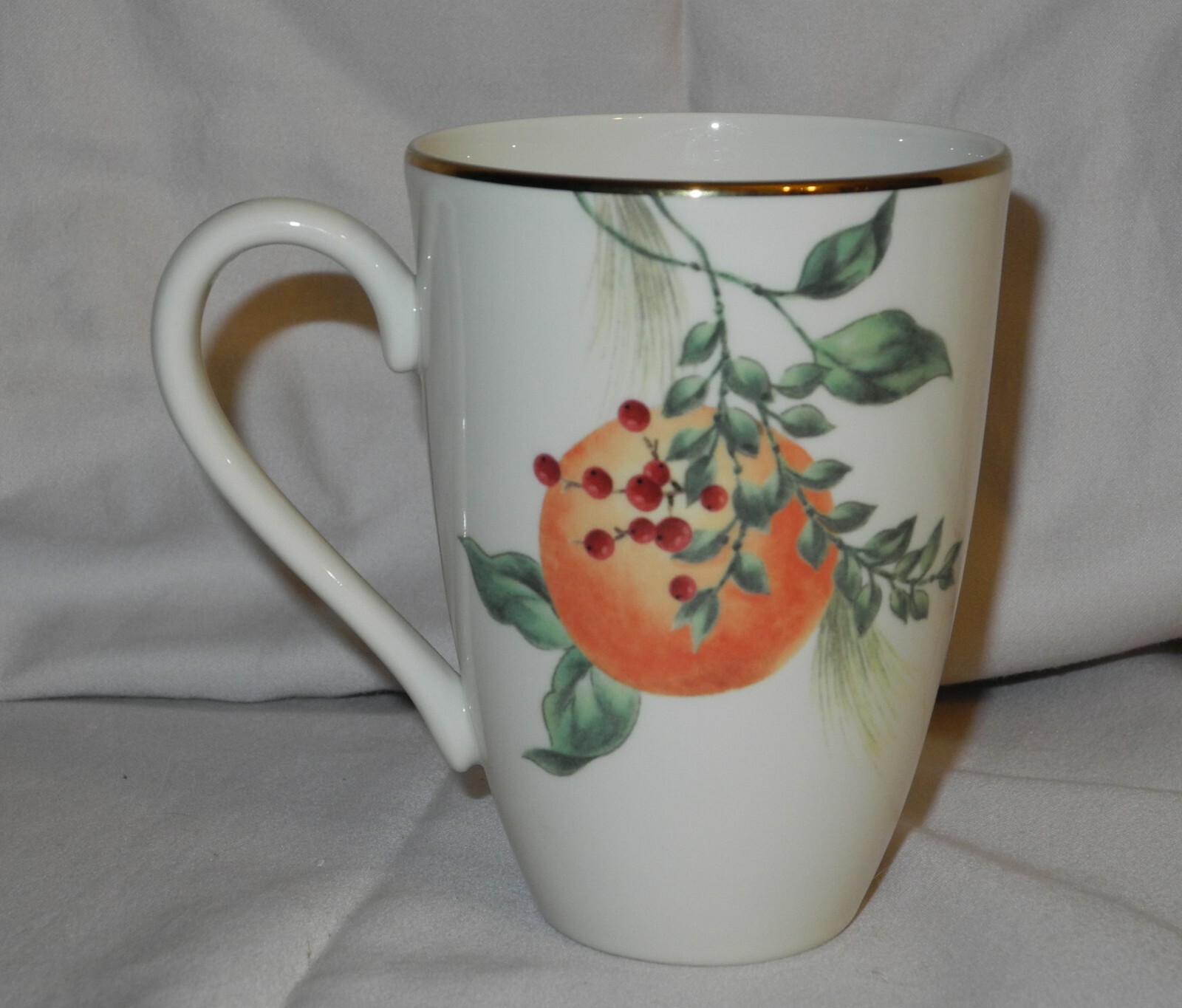 USA Lenox Williamsburg Boxwood Pine Cup Mug Holiday Holly Oranges Gold ...