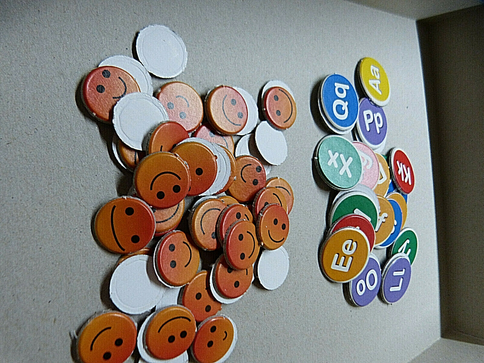 14621. Spielchips - Spielechips - Pappe - 81 Stück | eBay