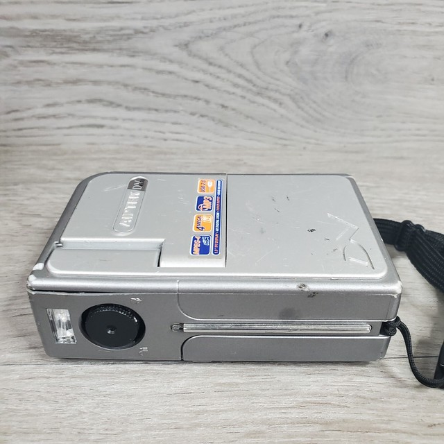 Aiptek DUO-V25 Silver Handheld Portable 4X Digital Zoom USB 4MP for ...