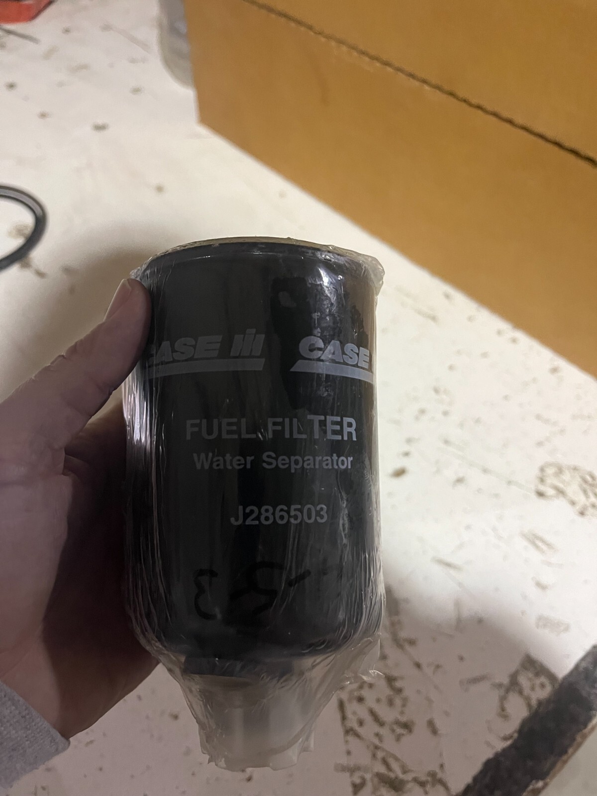 CASE J286503 - Fuel filter cross reference