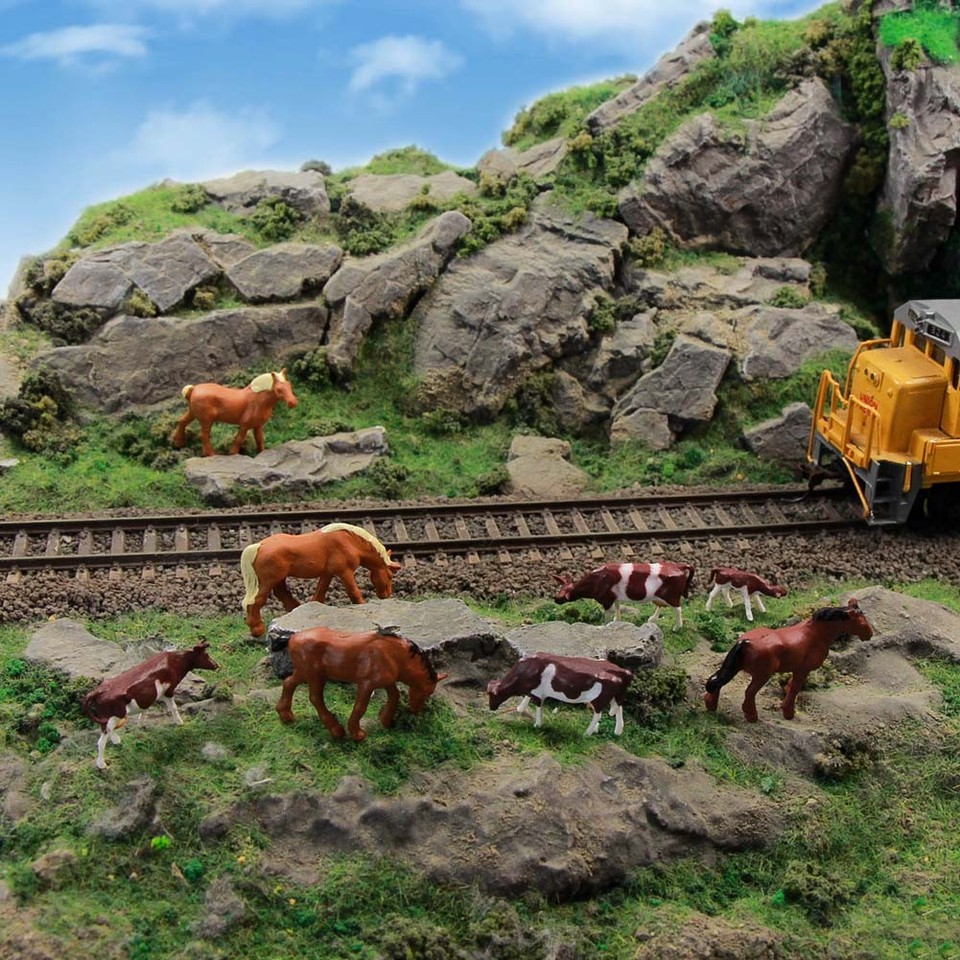 36pcs Model Trains HO Scale 1:87 Painted Cows Horses Farm Animals ...