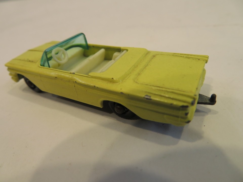 Vintage Matchbox Lesney No 39 Pontic (Yellow) Convertible With Original ...