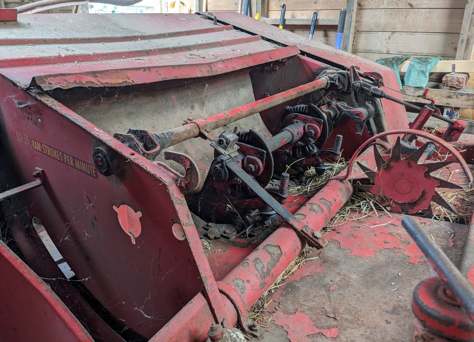 Welger WSA 350 Pick up Baling machine hay straw grass Baler Small ...