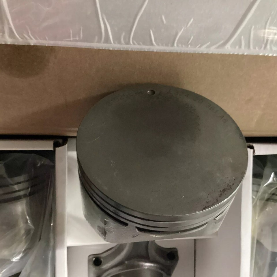 Complete Set 8 LS 4.8L Gen3 LR4 L33 Flat Top Piston / Rods Chevy GMC ...