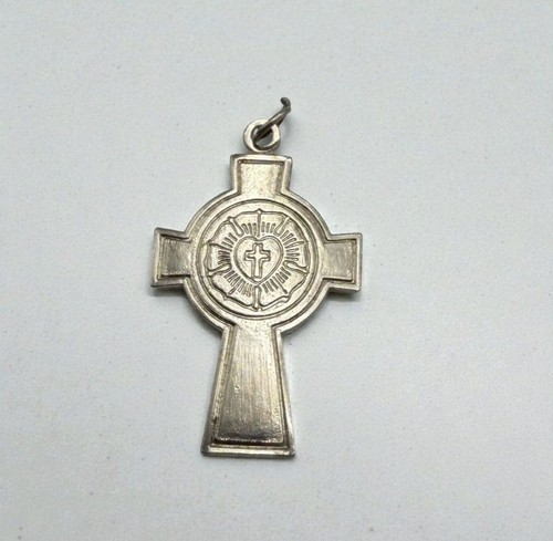 Lutheran Cross Pendant Silver Tone Rose Heart Religious Church Prayer ...