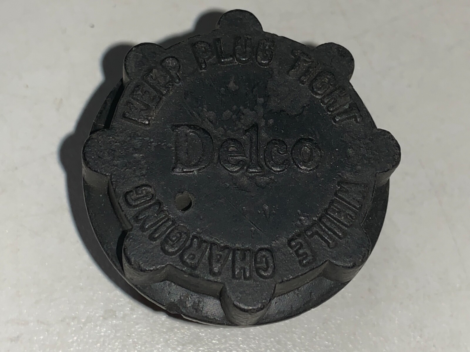 1941 - 1951 CHEVROLET DELCO BATTERY FILLER CAP NOS GM 1879843 | eBay