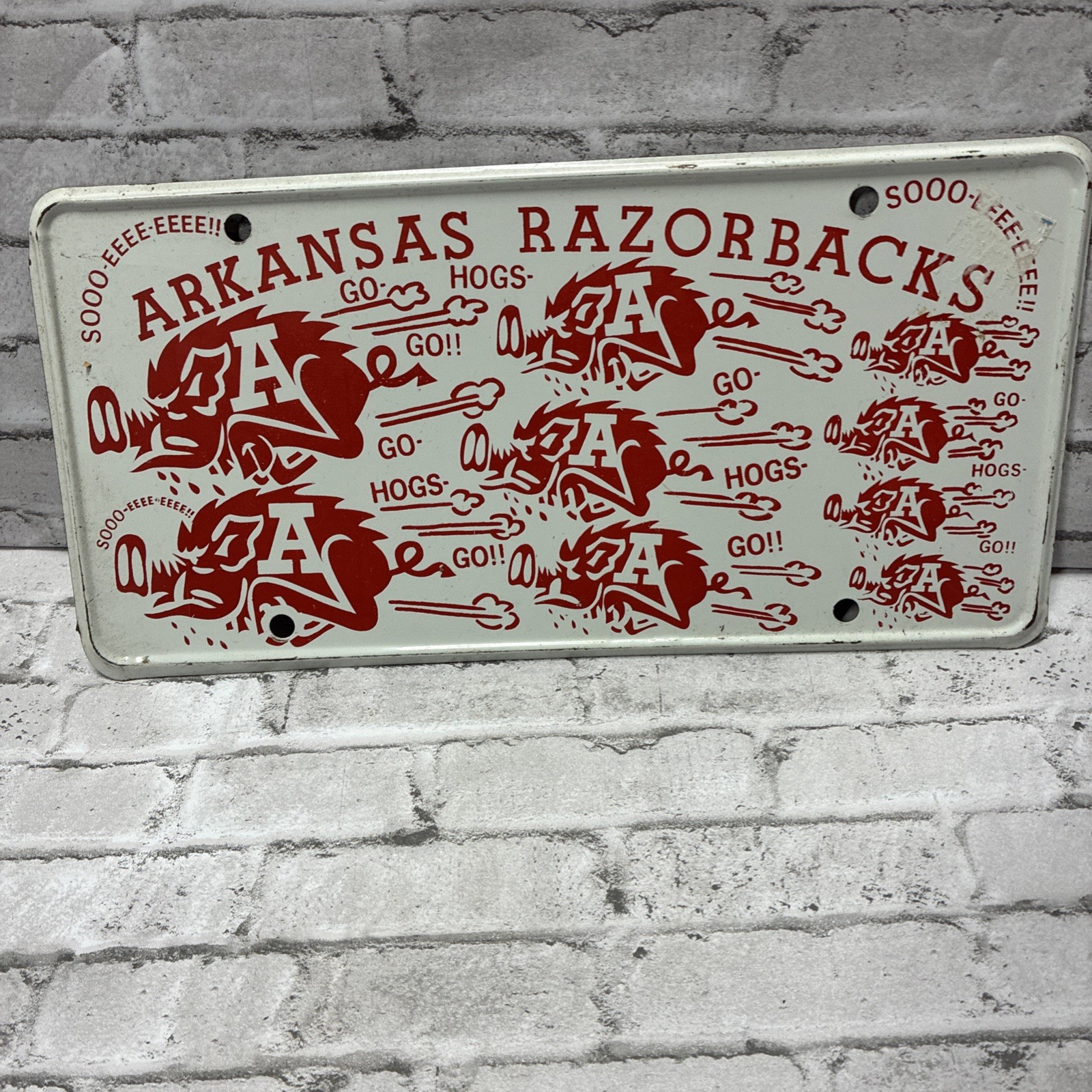 Vintage 1960s GO HOGS GO University of Arkansas Football Booster ...