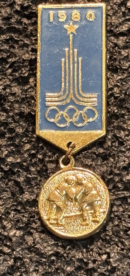 Olympic Pictogram Wrestling SAMBO metal mini medal pinback . MOSCOW ...