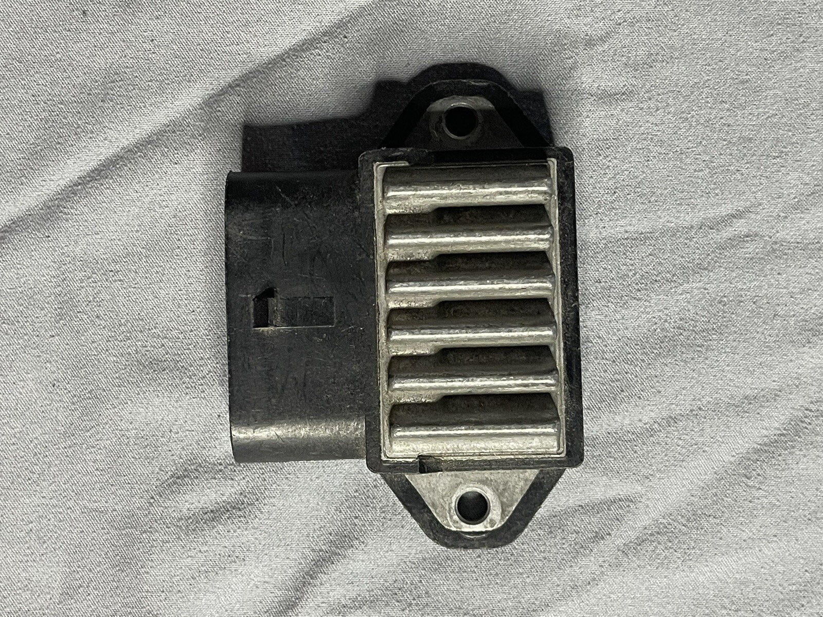 Ford Expedition Lincoln Navigator Mark 8 Air Suspension ABS Relay F3LB ...