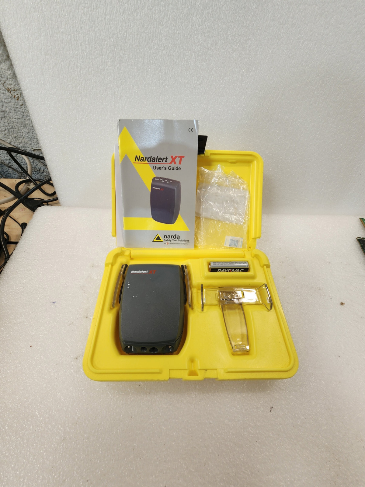 Narda Nardalert XT Model A8862 Personal RF Monitor 100kHz-100GHz Unit ...