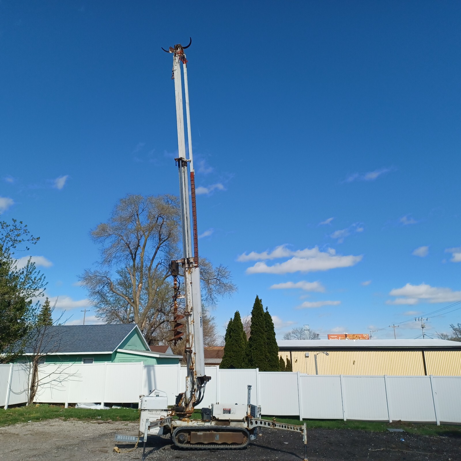 2005 Hinowa PT3000 30' Digger Derrick Bakyard Boom Winch Remote 3,000 ...